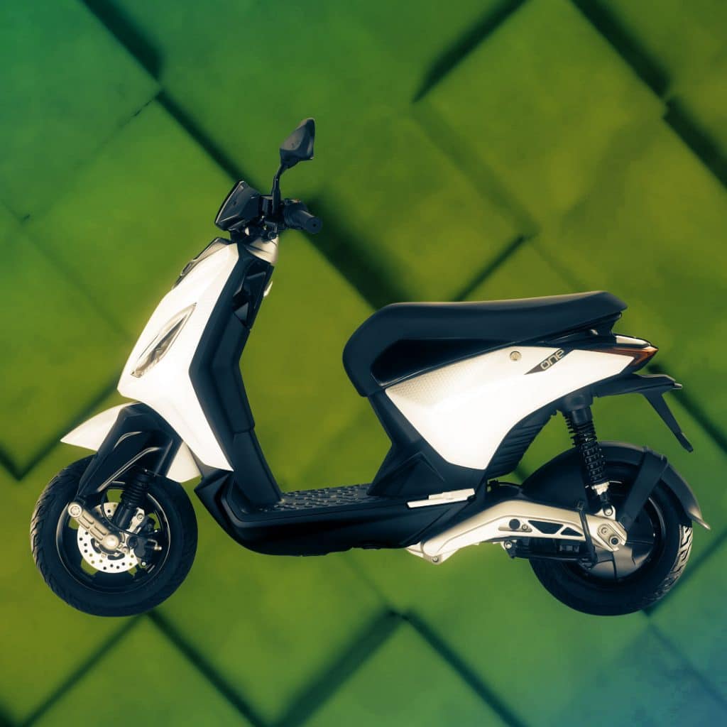 Η νέα πρόταση της Piaggio είναι το ONE - Recharger
